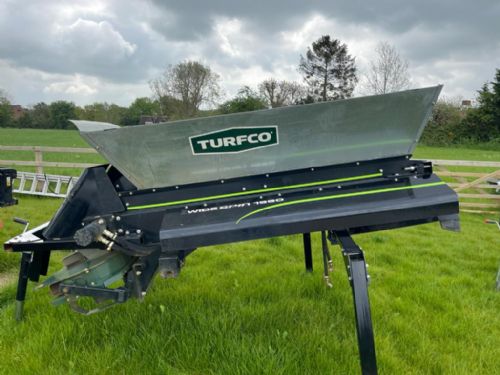 New and Used Jacobsen Truckster, Turfco 1550 Top Dresser, Gambetti 600L ...